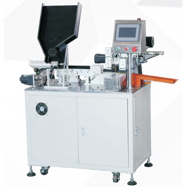 Quality Cylinder Battery Cell Sticking Machine Labeling Machine 1.5KW 220V for sale