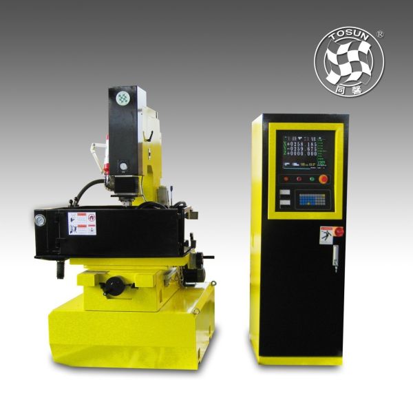 Quality Z-axis CNC Metal EDM550 Die Sinker Electronic Discharge Machine for sale