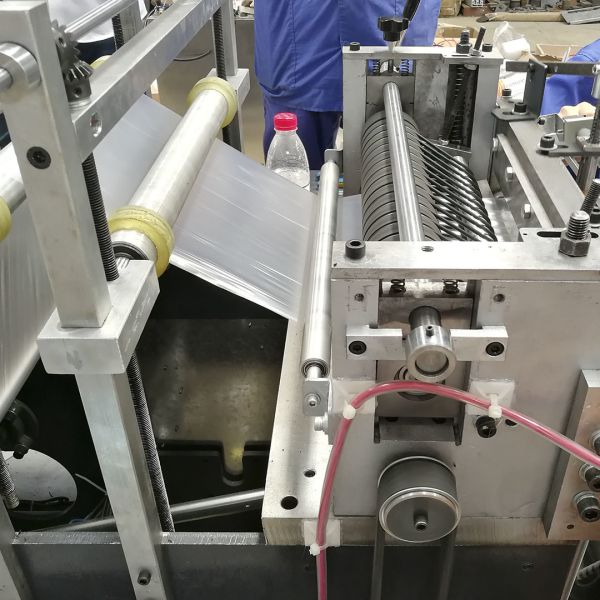 Quality Fully Automatic High Speed PE Plastic Gloves Making Machine for sale