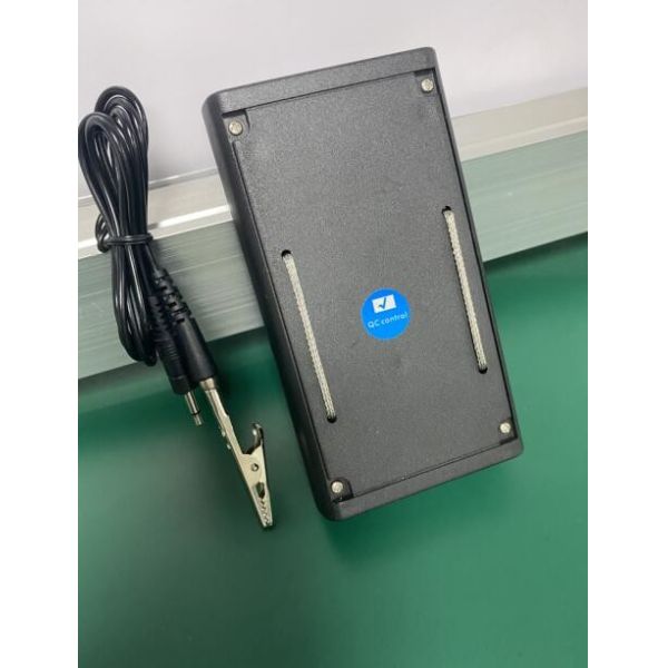 Quality 9V Portable Esd Surface Resistance Meter Battery Operated for sale