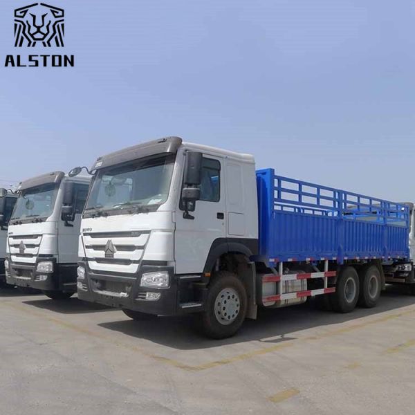 Quality Sinotruk Howo Fence Cargo Truck , 371HP 10 Wheeler Cargo Truck for sale
