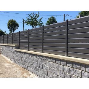Quality Privacy Modern Style Aluminum Fence Finished With Powder Coating Aluminium Slat for sale