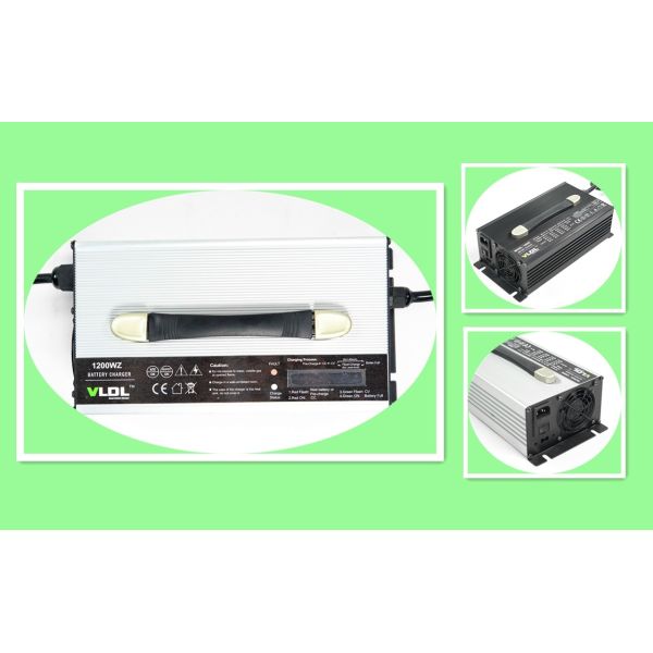Quality Aluminum 25A 36V Lithium Batery Charger Fast 42V 43.8V Charging For Club Cars for sale