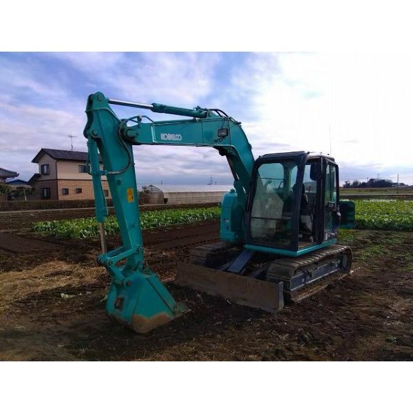 Quality Compact Kobelco SK75 Excavator NO.YT07-26727 Second Hand High Efficiency Versatility For Construction for sale