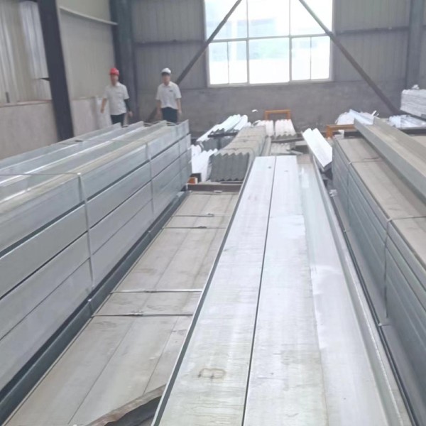 Quality Customized Not Perforated  C Channel Galvanized Steel1.5mm-5.0mm Q355 Q345 201 for sale