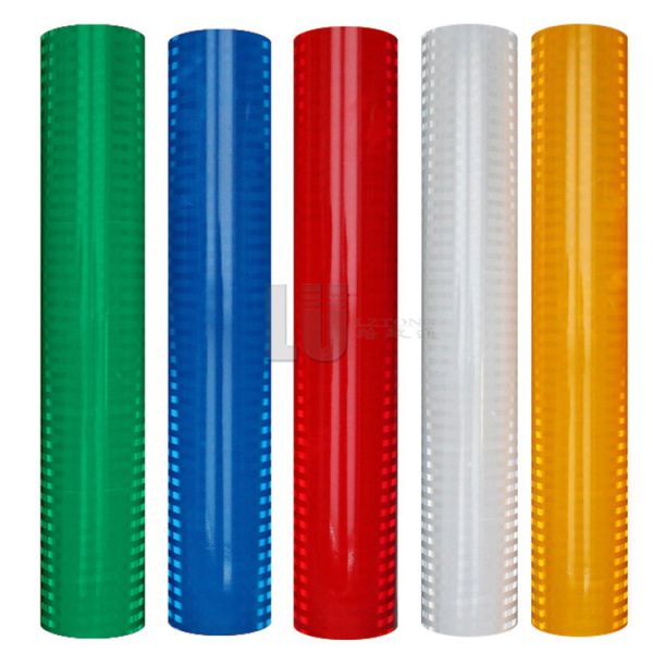 Quality Type IV Plastic Adhesive Sheet High Intensity Prismatic Reflective Sheeting ODM for sale