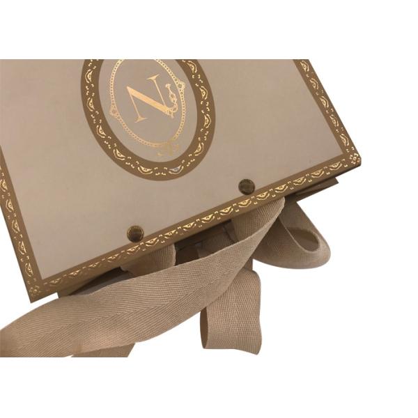 Quality elegant Customized print matte paper present bags hot stamp logo for sale