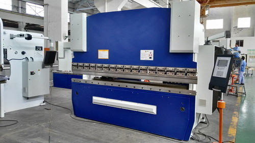 Quality 4.1M Long CNC Mechanical Press Brake Machine 125T Bending Capacity SS Processing for sale