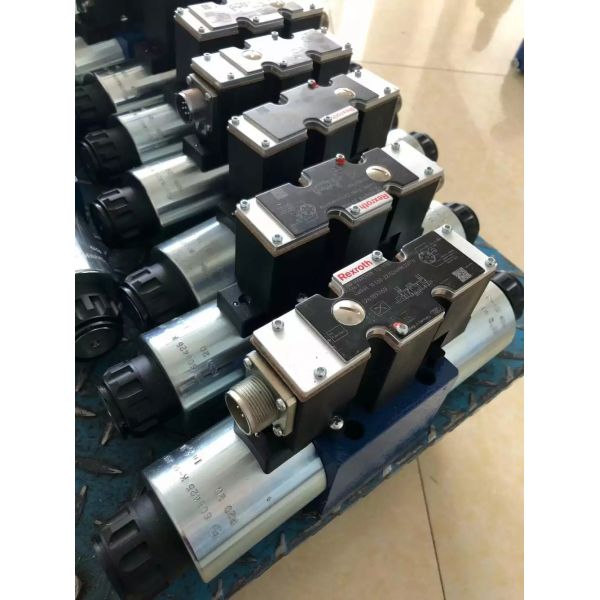 Quality 4WRA6E15-2X/G24N9Z4/V Rexroth Hydraulic Control Valve 4WRA6E1-10-1X/24NZ4/M for sale