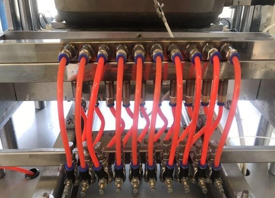 Quality 1500W Semi-Automatic Multifunctional Small Soft Candy Forming Machine for sale