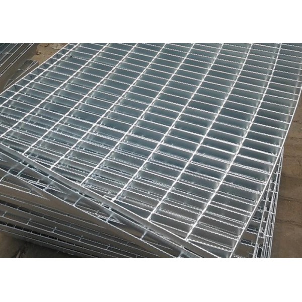 Quality High Strength SS304 Durable Galvanized Serrated Bar Grating Anti Rust for sale