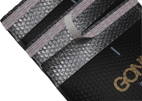 Quality Anti Rub LDPE Cushioned Patterned Bubble Mailers for sale