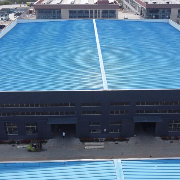 Quality Clear Span Steel Warehouse with Light Steel Frame Construction for sale