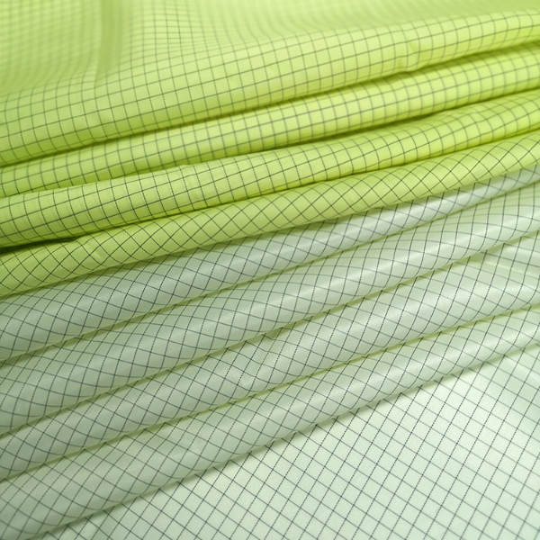 Quality 98% Polyester 2% Carbon Fiber ESD 5MM Grid Fabric For Cleanroom Garment for sale