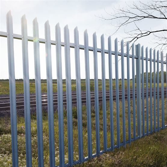 Quality European style hot dipped palisade fencing railway metal palisade fencing for sale