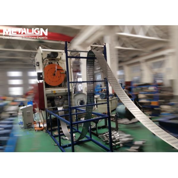 Quality Dual Size Hydraulic Cutter Cable Tray Roll Former 20m/min For Fast Production for sale