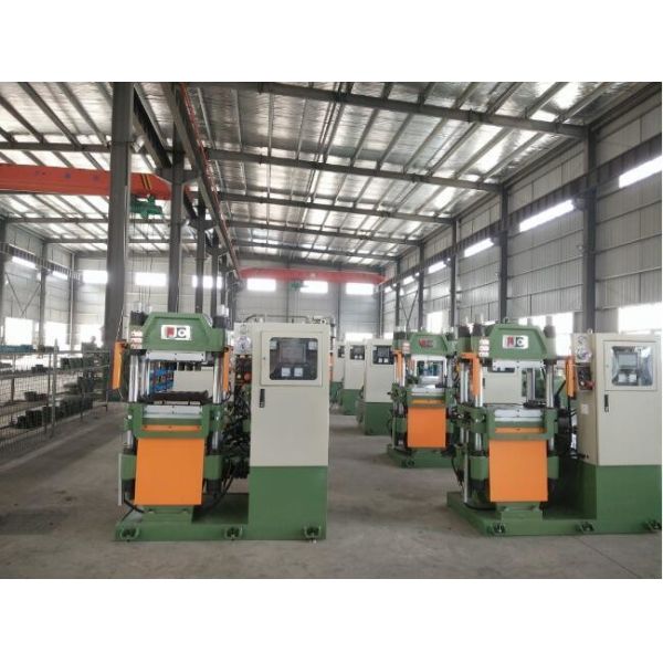 Quality Four Column Hydraulic Press Brake Pad Making Molding Machine with 500 Ton for sale