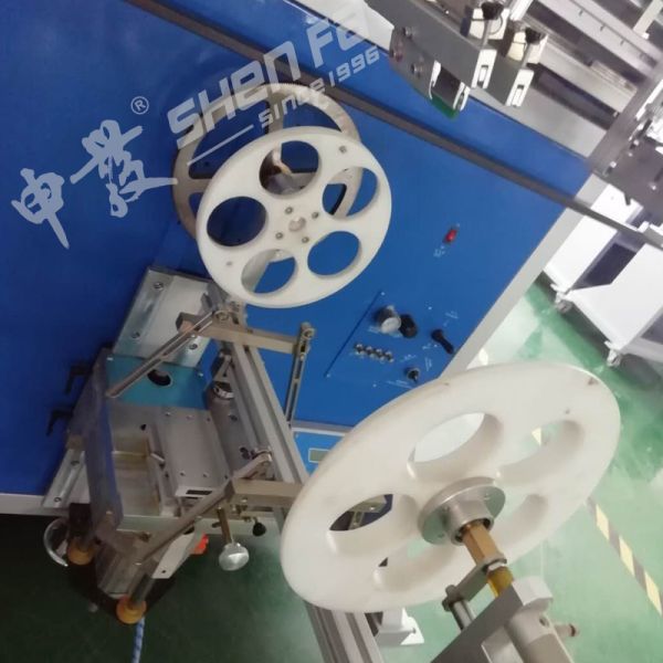 Quality Semi-Automatic Screen Printing Machine with 1030x400mm Printing Size for Plastic for sale