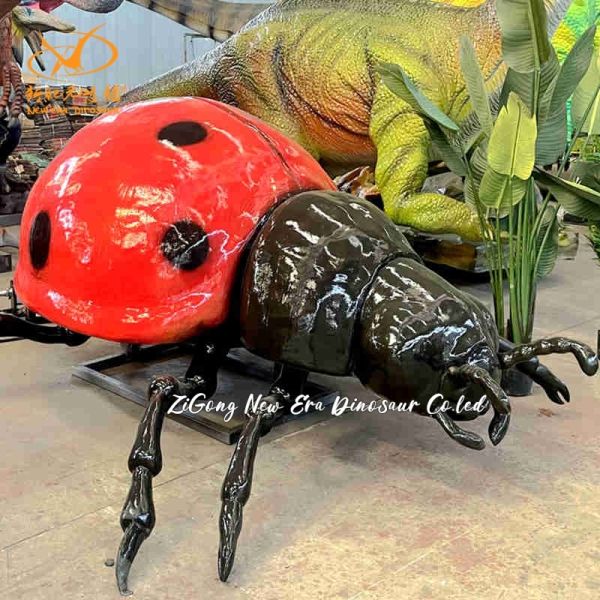 Quality Mechanical Lifelike Artificial Insect Animated Animatronic Centipede Model for sale