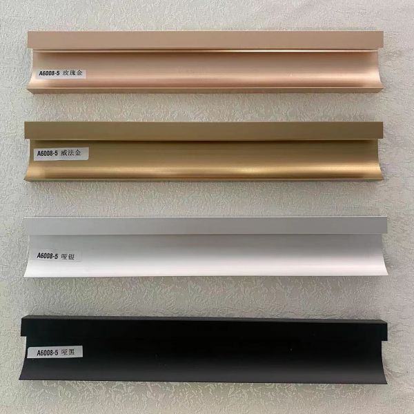 Quality Aluminum Channel Profile Black Baseboard Skirting Board for Floor Wall Cover 2.5 Meters for sale