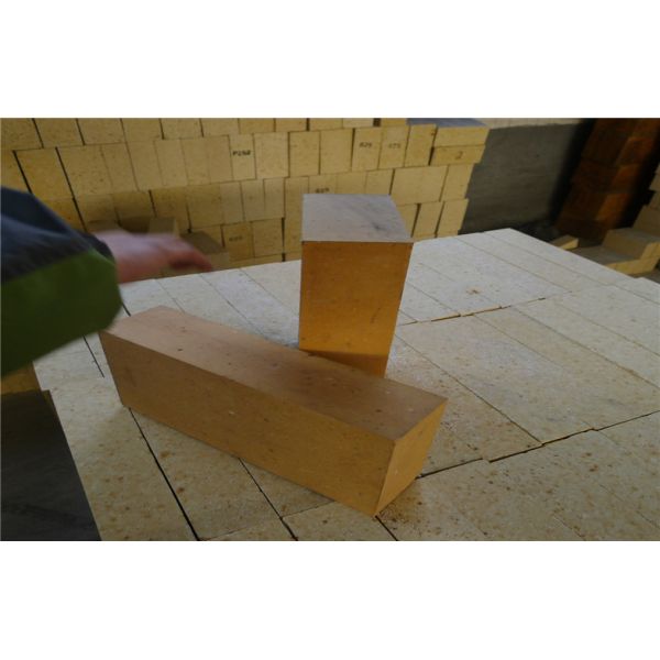 Quality Shaped Insulating Fireclay Brick Dry Pressed Fire Resistant Bricks for sale