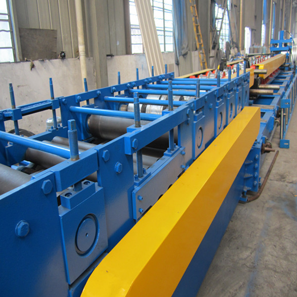 Quality Customized C Shape U Stud And Track Roll Forming Machine Galvanized steel frame for sale