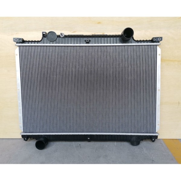 Quality Aluminum Plastic Heavy Truck Radiator Dongfeng Tianjin Commercial Vehicle for sale
