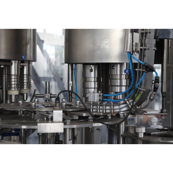 Quality 380V Stainless Steel Automatic Bottling Machine For 7000 BPH Capacity for sale