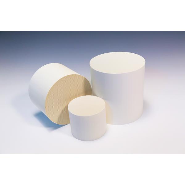 Quality Three way Catalytic Cordierite Honeycomb Ceramic Porous Customize for sale