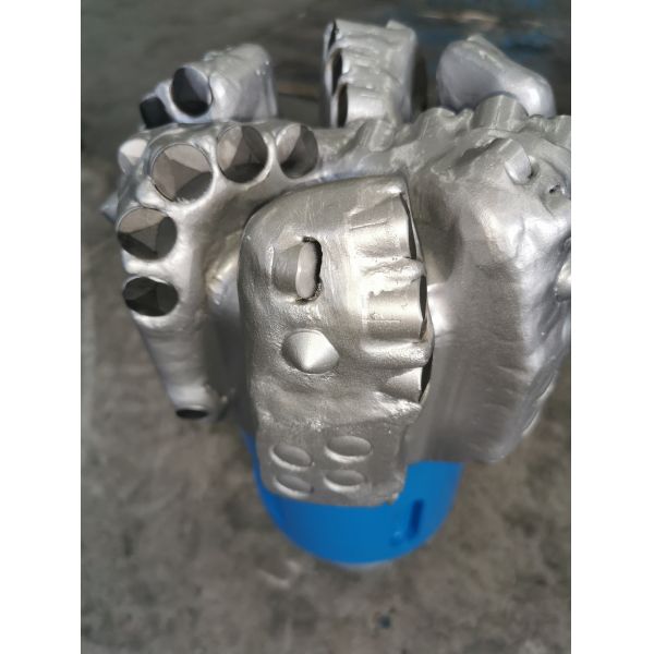 Quality Matrix Body 6-5/8 inch 616 PDC Diamond Bit Of Oifield API Drill Bit for sale