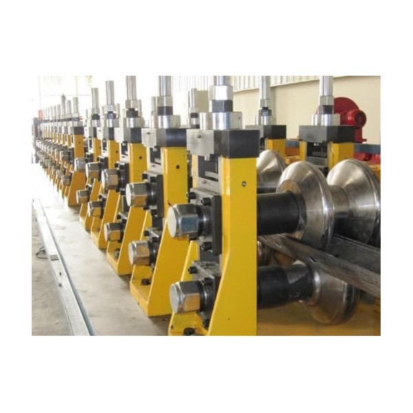 Quality W Shape 2 And 3 Waves Highway Guardrail Steel Plate Roll Forming Machine Cold for sale