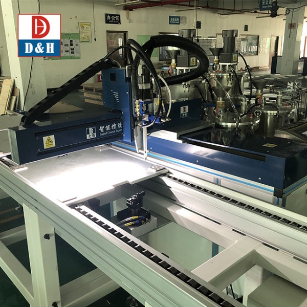 Quality Self-Cleaning Three Axis Dispensing Robot for Silicone Epoxy Resin Adhesive for sale