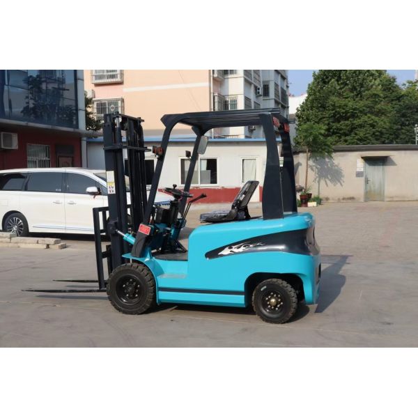 Quality Efficiency 2 Ton Electric Forklift With Excellent Turning Radius Smooth Operation Sit Down Electric Forklift for sale