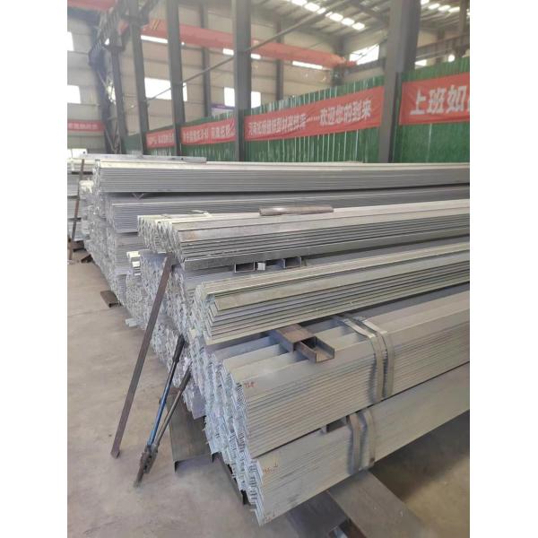 Quality Q195 Q235 Angle Bar with Punching Processing Service and Equal Design for sale