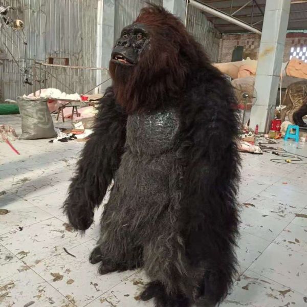Quality Theme Park Realistic Animatronic Animal Gorilla Costume for sale