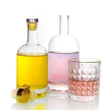 Quality Recycled Glass 700ml Spirit Bottles Round Flint Empty Liquor Bottles for sale
