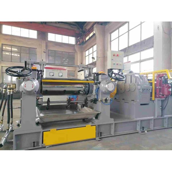 Quality XK-560 Rubber Mixing Mill Machine 90Kw Open Mill Rubber Mixing for sale