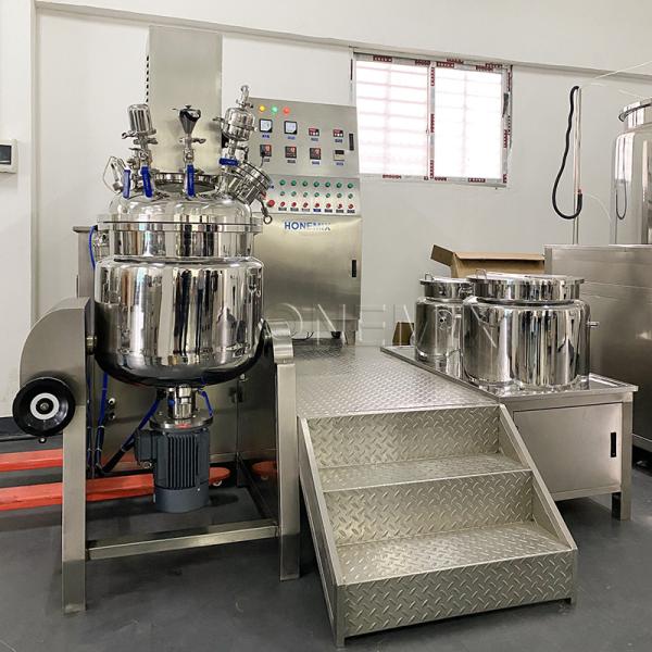 Quality Versatile Vacuum Emulsifying Mixer Machine Electric Steam Heating for sale