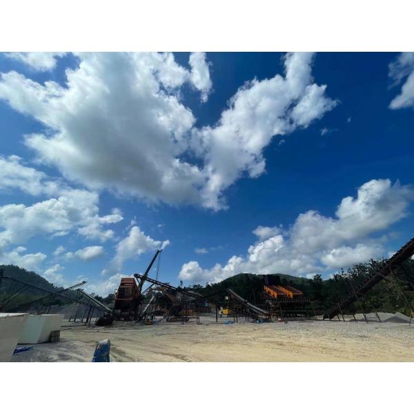 Quality Construction Stone Crushing Plant 250 Tph Good Grain Shape for sale