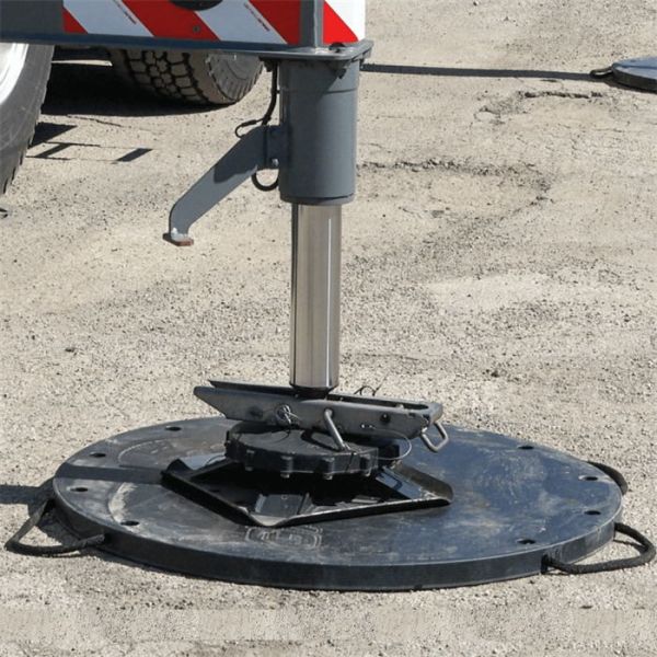 Quality 48 Inch Portable Round Polyethylene Plastic Antislip Truck Crane Outrigger Pad for sale