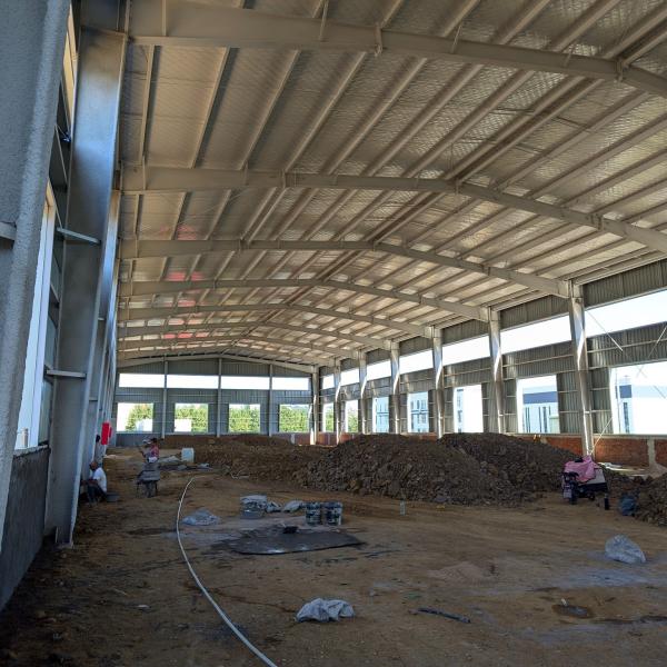 Quality High-Rise Factory With Insulated Roof Ventilation System for sale