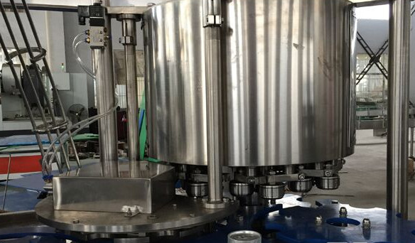 Quality Equal Pressure 750ml Soda Can Filling Machine hygienic safety for sale