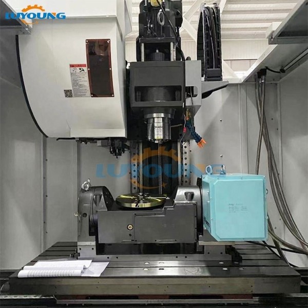 Quality Versatile VMC1370 CNC Four-Axis Vertical Machining Center for Various Applicatio for sale