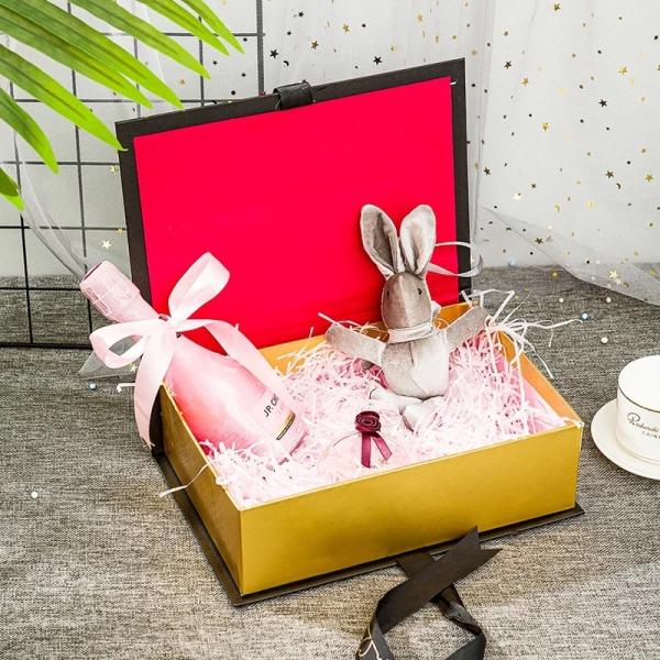 Quality 157g Art Paper Book Cardboard Boxes Pantone Color With Ribbon for sale