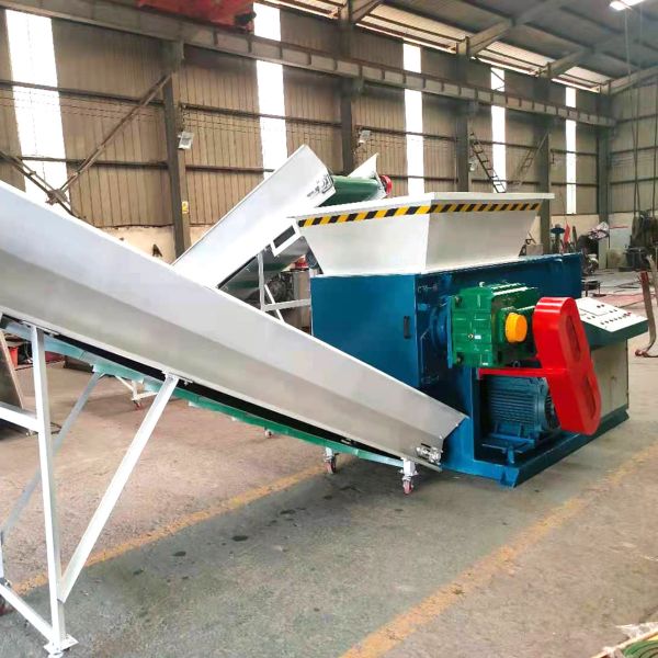 Quality Single Shaft Shredder Machine for Plastic Plates and Films in Manufacturing Plant for sale