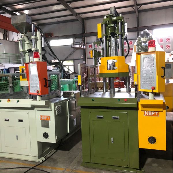 Quality VERTICAL Single Slide Plate Injection Molding Machine 85T for sale