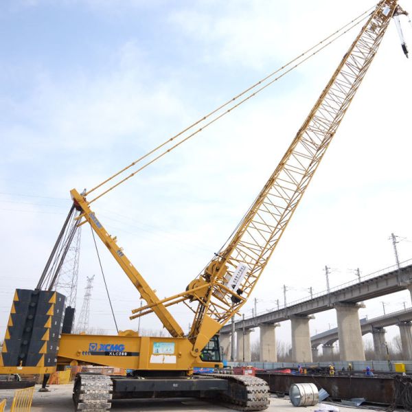 Quality Used XGC 260t Crawler Crane for Heavy Construction Lifting for sale