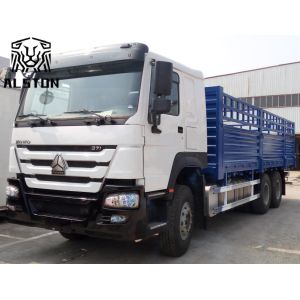 Quality 10 Wheeler 371HP Used Howo Trucks , 20 Ton 30 Ton Fence Cargo Truck for sale