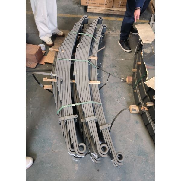 Quality Truck Spare Parts High Light Leaf Spring with OEM Standard for sale