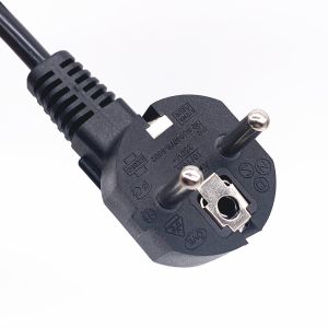 Quality Heng-well Wholesale Europe 3 Pin Plug to IEC 320 C13 Power Cord Set PVC 1.8M for sale